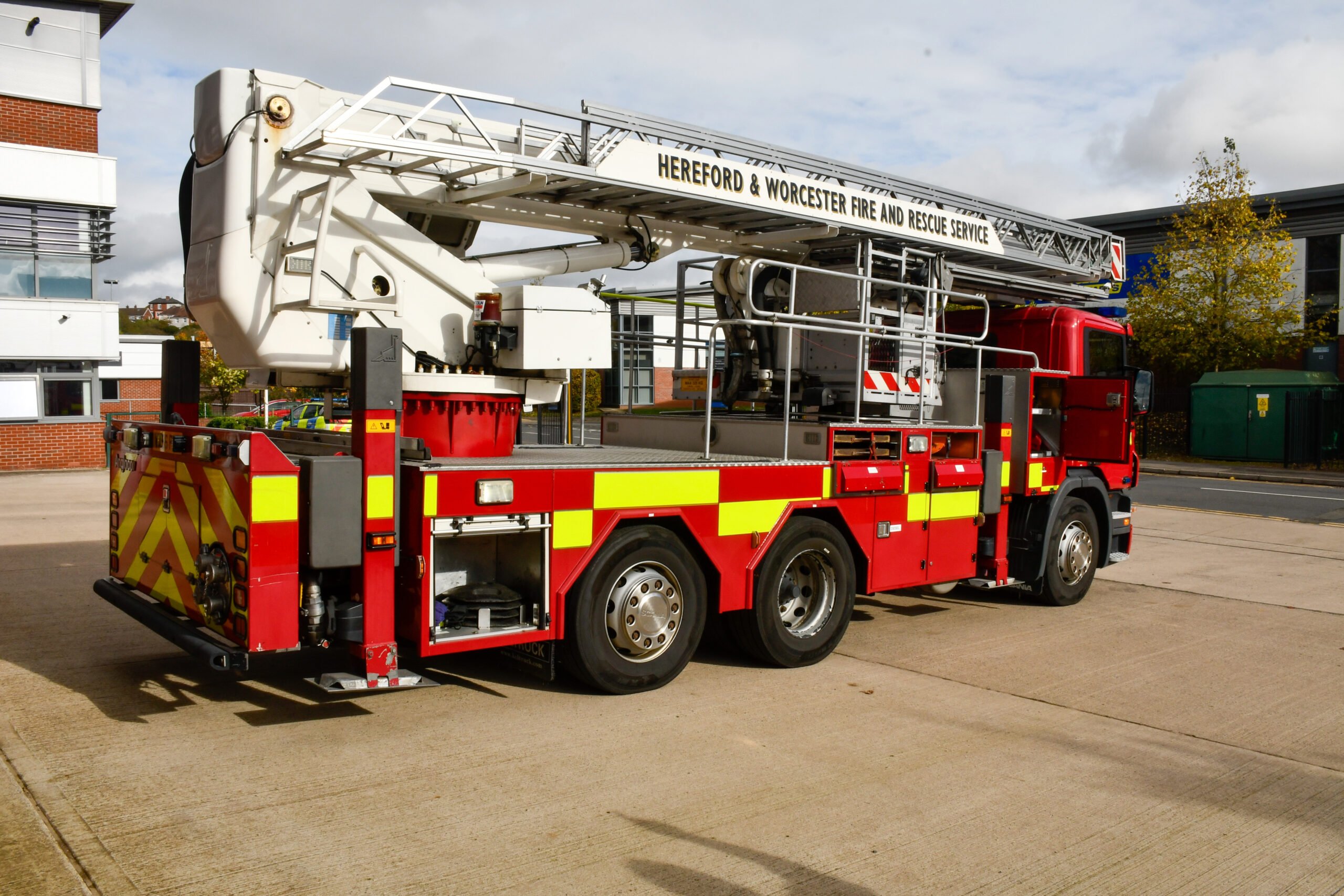 Aerial Ladder Platform | Hereford & Worcester Fire and Rescue Service