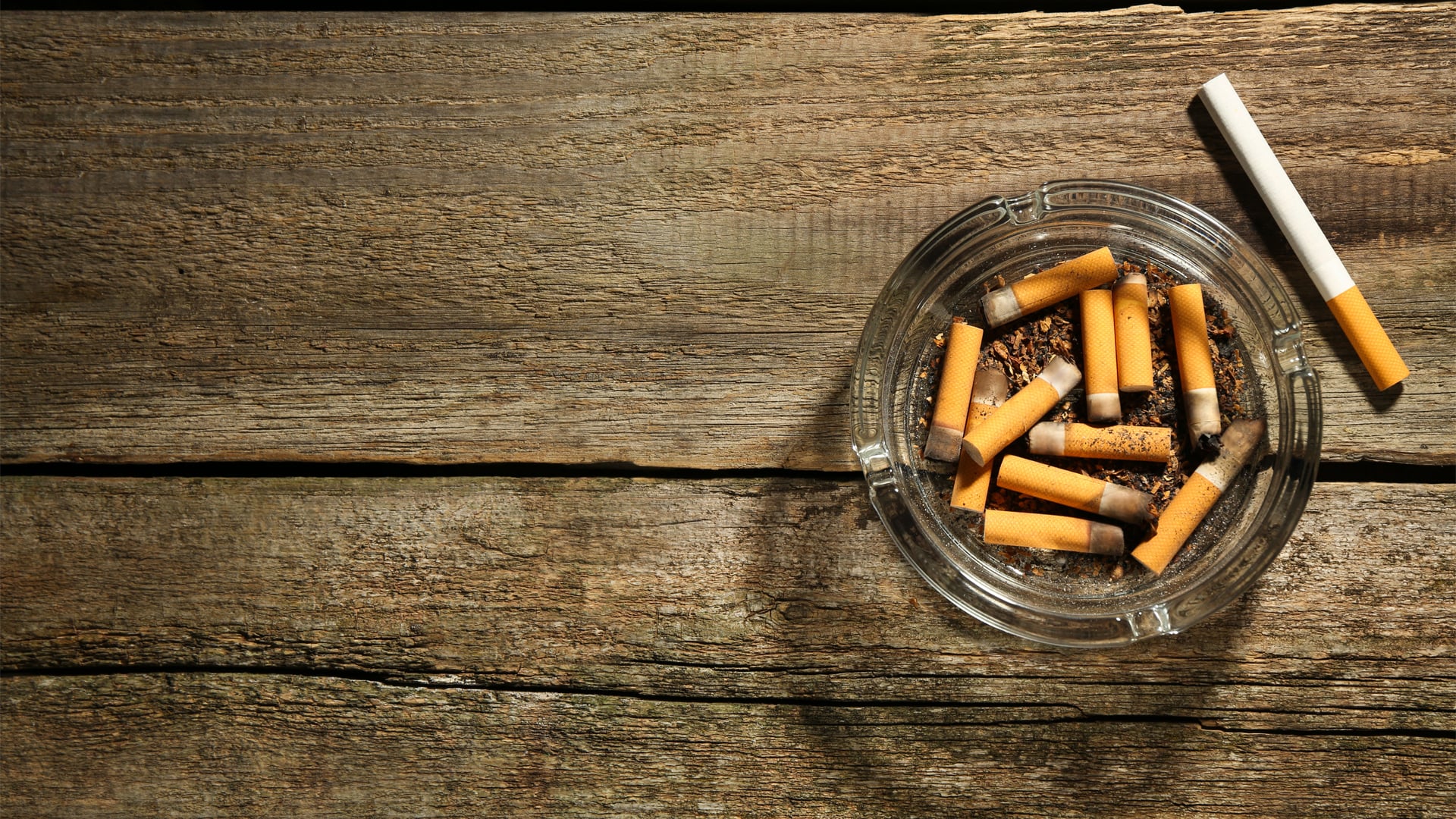 Help is here to reduce smoking fire risk | Hereford & Worcester Fire ...